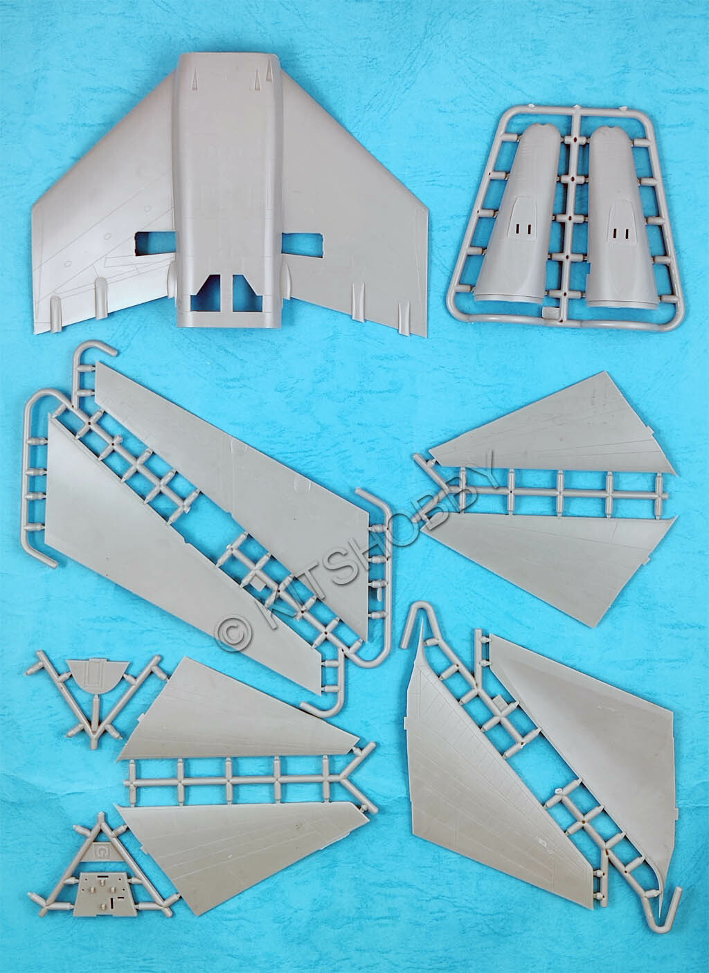 Eastern Express 1/144 Boeing 747SP RR Saudi Arabian Airlines Model Kit ...