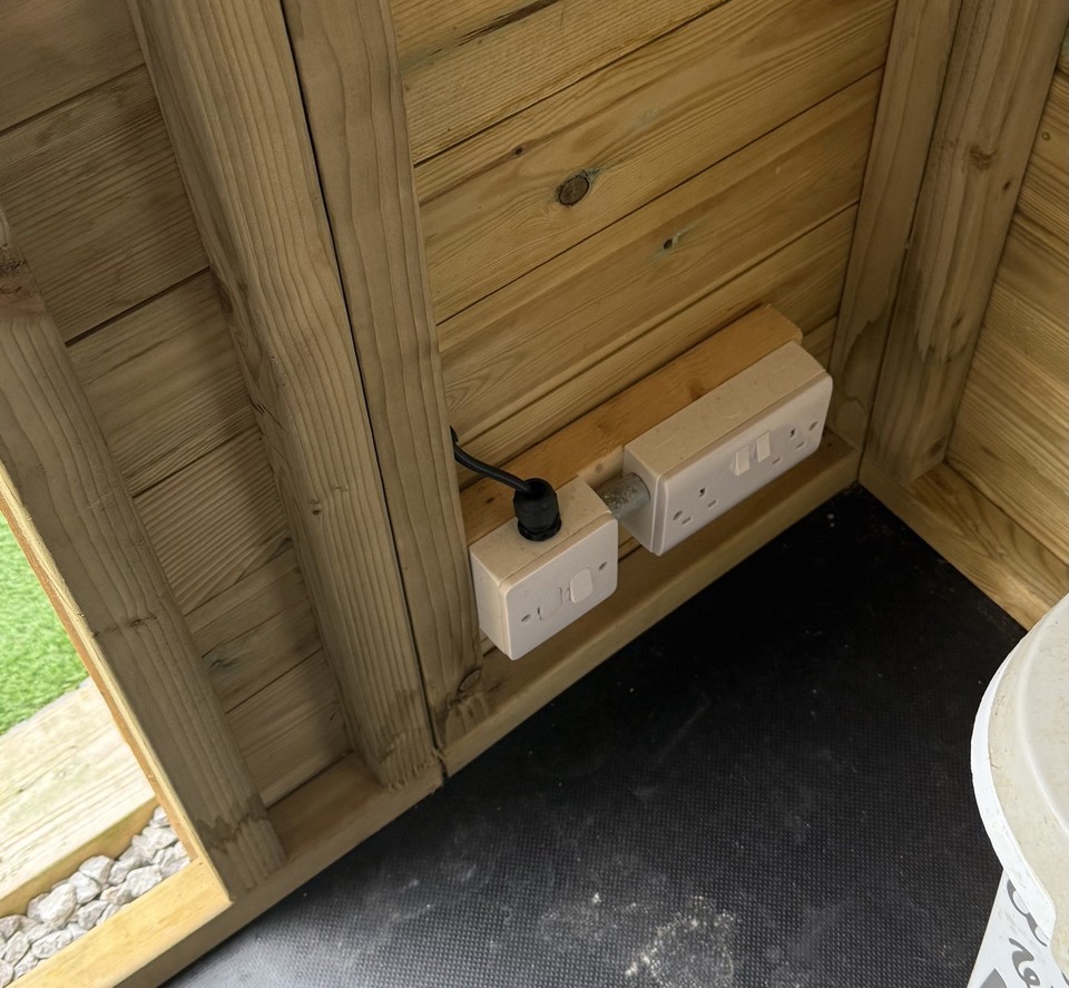 8x8ft Timber shed with double doors. Lighting and Double Electric ...