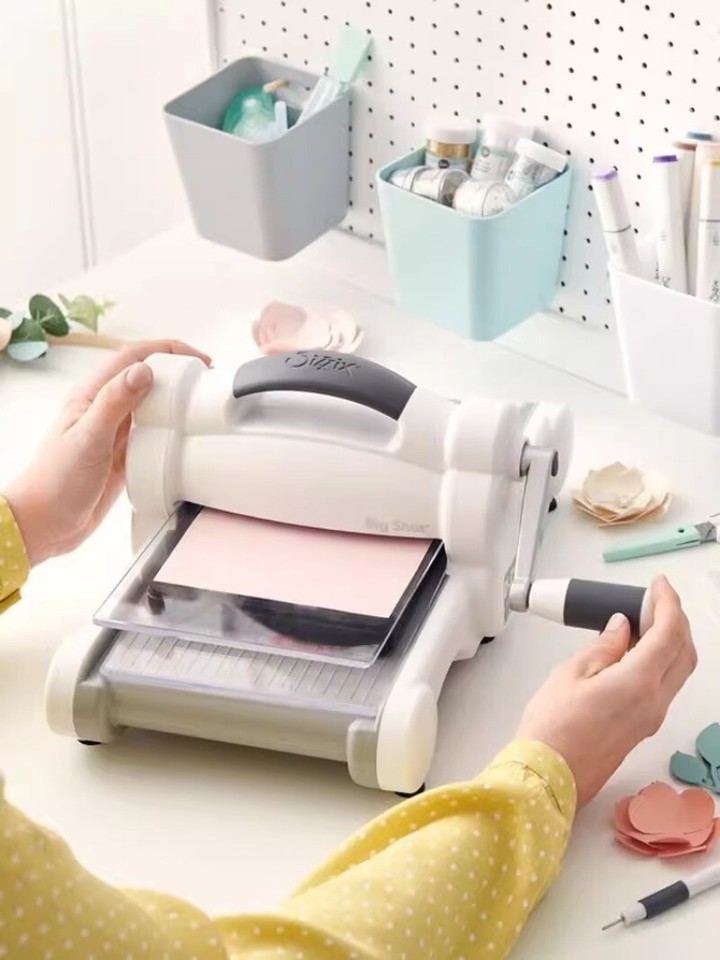 Handmade Paper Embossing Cutting Machine A5 Size Portable Hand Cutting ...