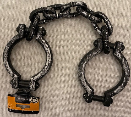 Costume Hand Cuffs Prop Labor Prisoner Toys Halloween Scary Dungeon ...