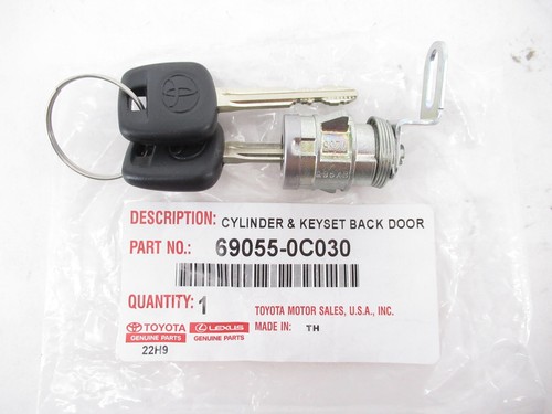 Genuine OEM Toyota 69055-0C030 Tailgate Lock Cylinder 14-19 Tundra 16 ...