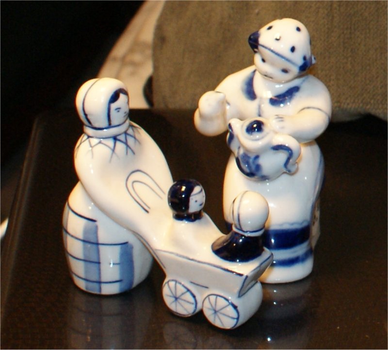 USSR RUSSIAN ART BLUE WHITE PORCELAIN HANDPAINTED DELFT MINIATURES | eBay
