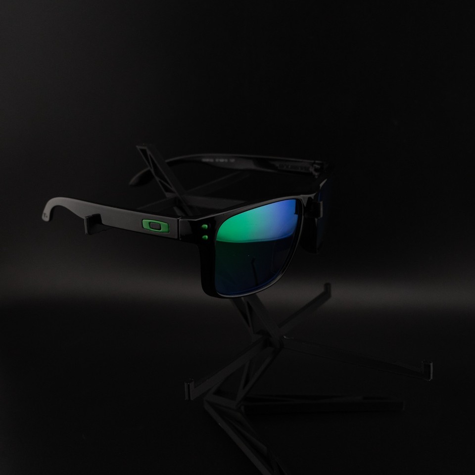 Oakley Holbrook R Polarized Polish Black / Green | eBay