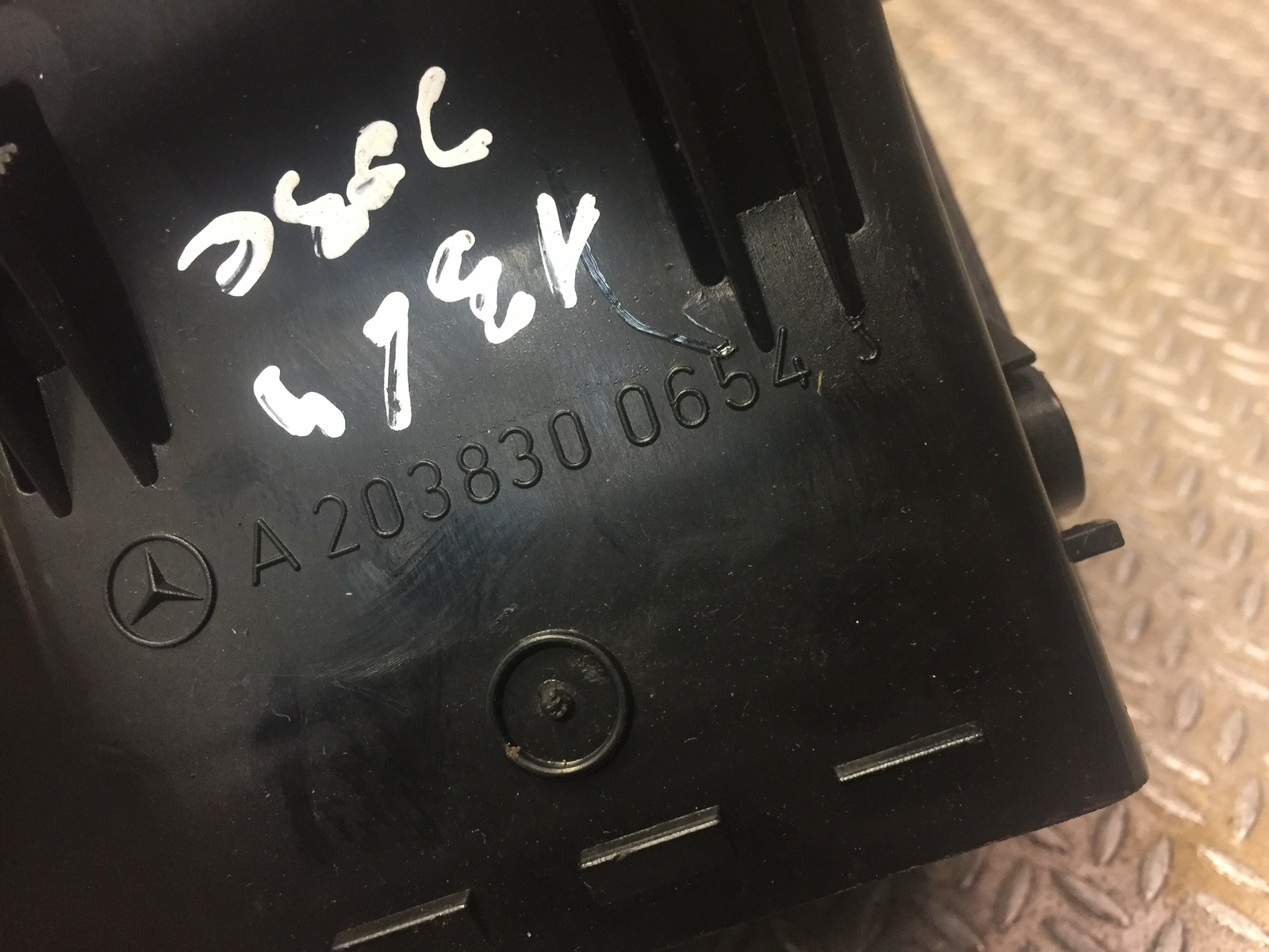 MERCEDES W203 Dashboard Air Vent Right Grill C CLASS W203 00-07 A ...