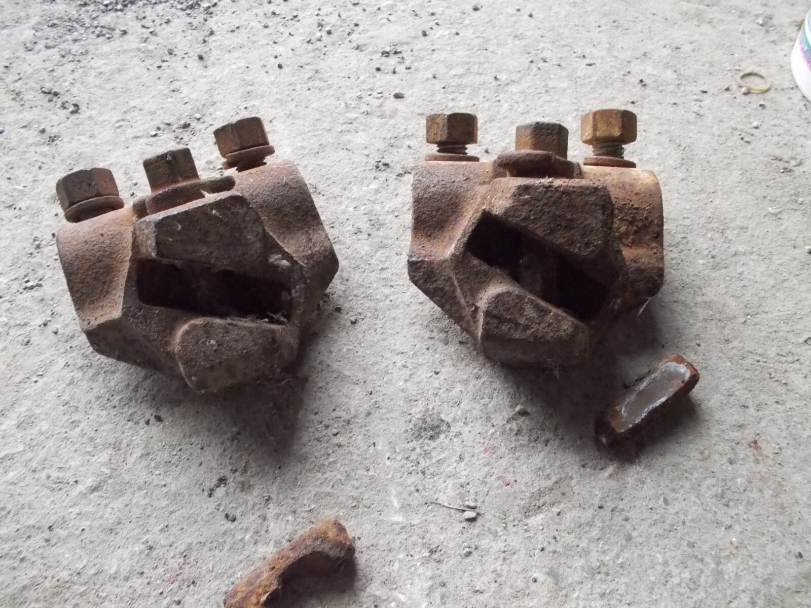 Allis Chalmers D14 AC tractor rear power adjust spin out wheel slide ...