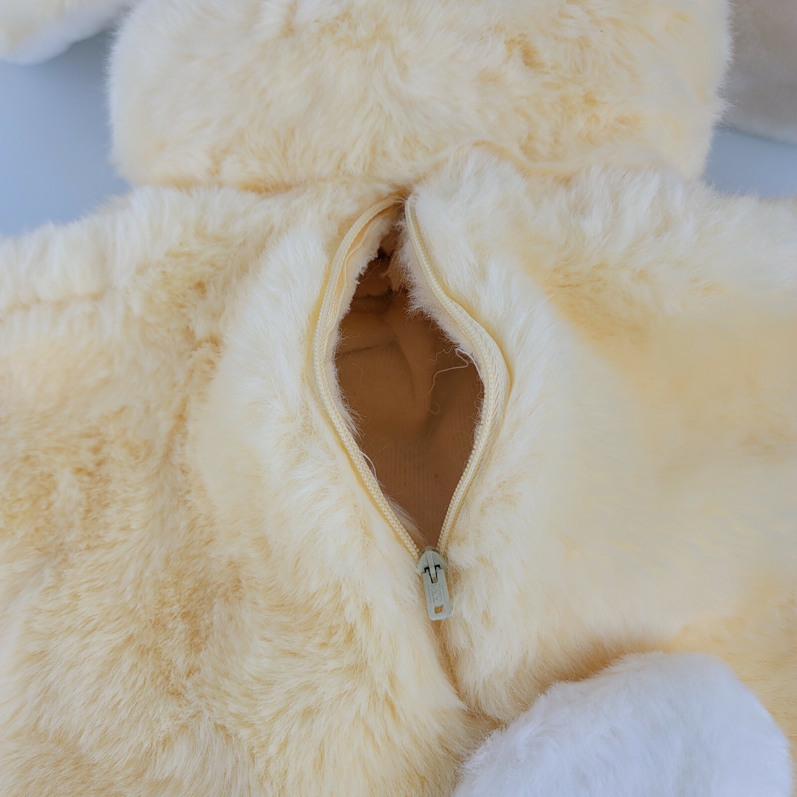 Heartline Graphics International Inc 1983 Snuggables Plush Bunny Rabbit ...