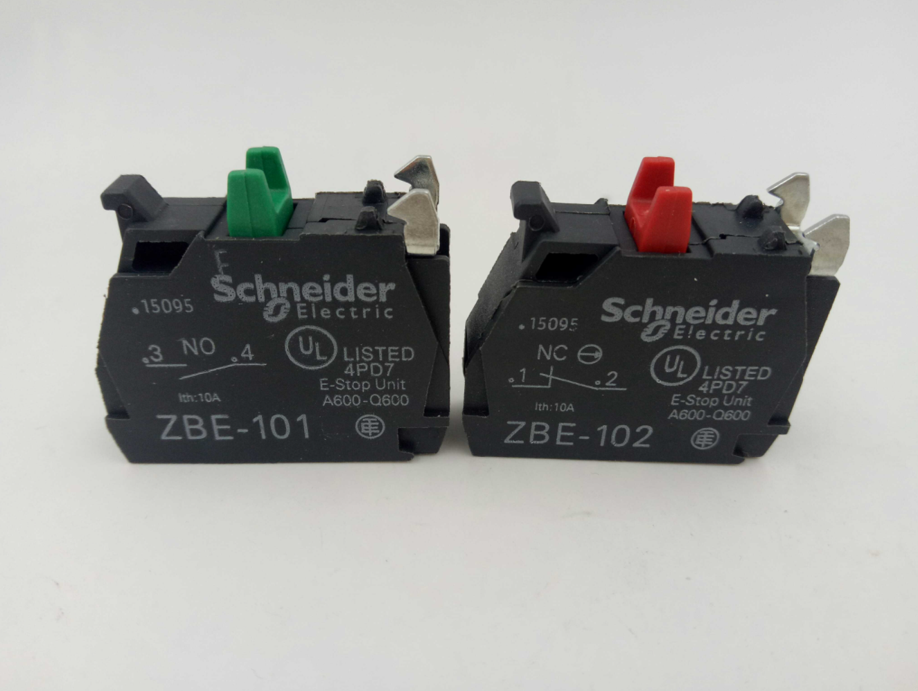 10PC NEW Schneider button switch contact ZBE-102 ZBE102 #F0 | eBay