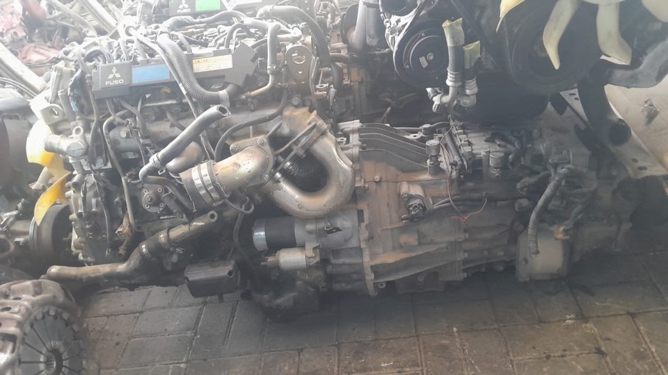 OEM MITSUBISHI FUSO CANTER 3.0L 4P10 TURBO DIESEL ENGINE MOTOR ...