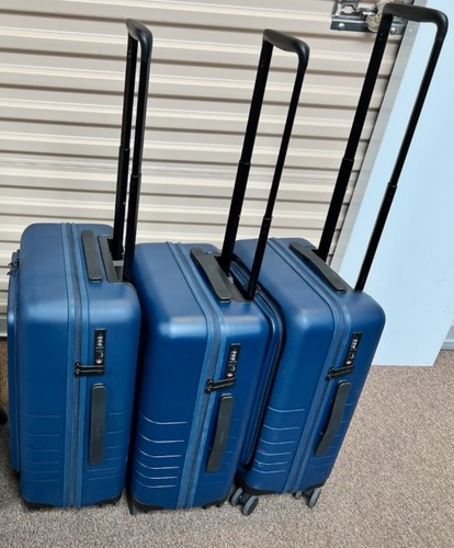 (1) Monos luggage carry-on spinner- Ocean Blue - Open Box | eBay