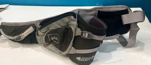 REI Single Shot black/gray fanny waist pack, hiking, walking h2O Bottle ...