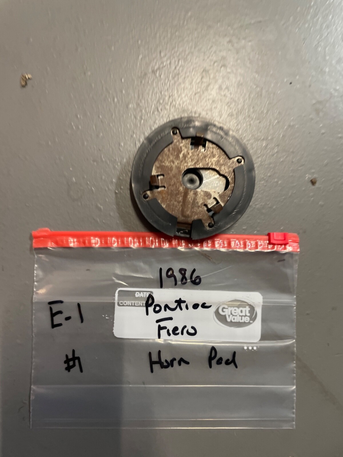 #1 84 -88 Pontiac Fiero Horn Pad Button OEM | eBay