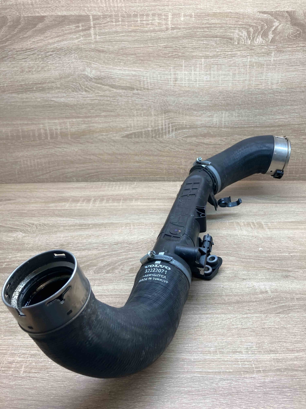 31422153 31432308 Volvo XC60 Cooling radiator water hose pipe Bosch | eBay