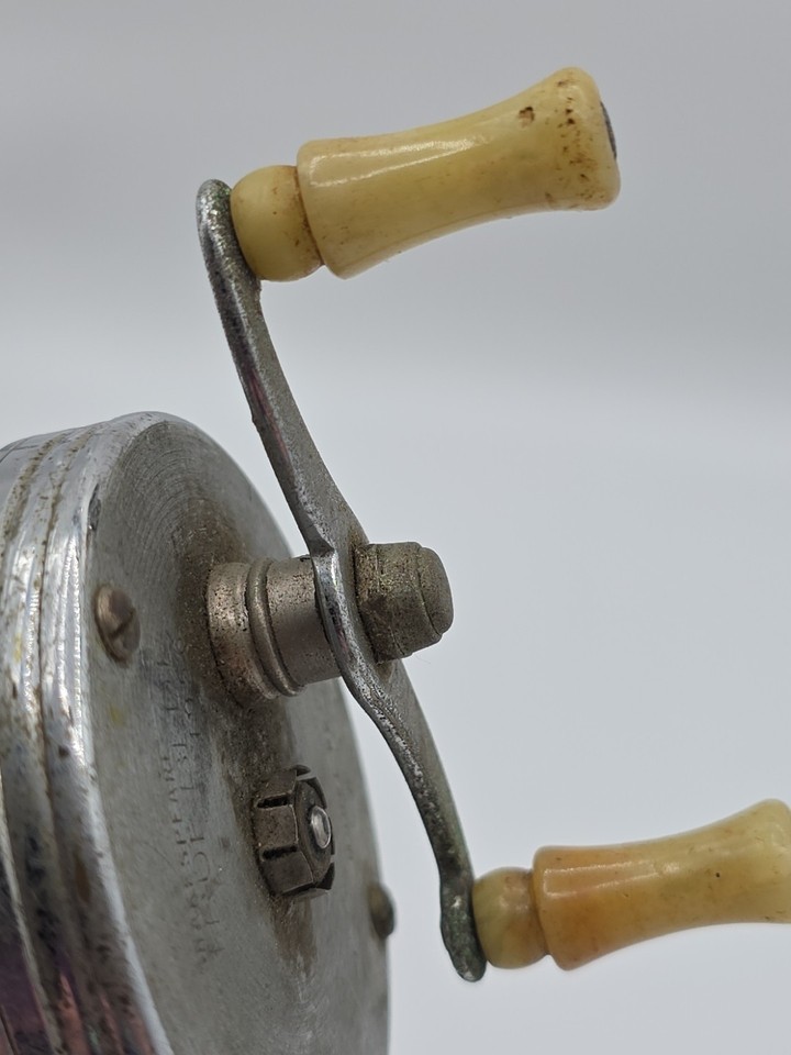 VINTAGE SHAKESPEARE TRUE BLUE 1956 MODEL FK NICKEL SILVER FISHING REEL ...