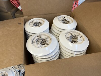 Smoke Detectors - Smoke Detector With Bases