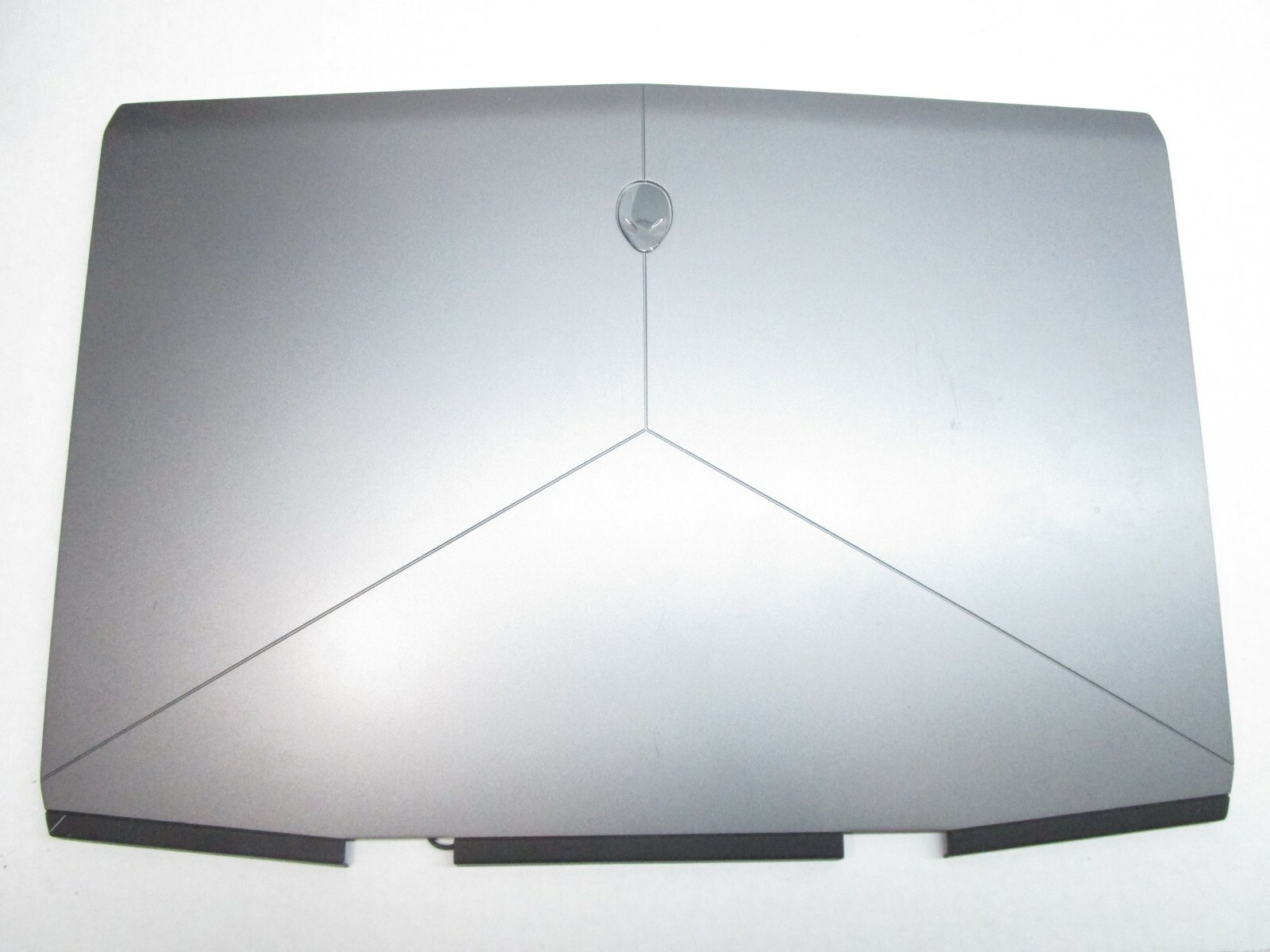 Dell OEM Alienware m17 17.3" LCD Lid Back Cover Assembly -IVA01- 7R35P ...