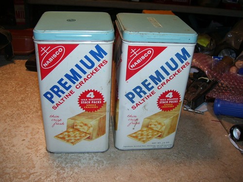 Pair of Vintage Nabisco 14 oz Saltine Cracker Tins | eBay