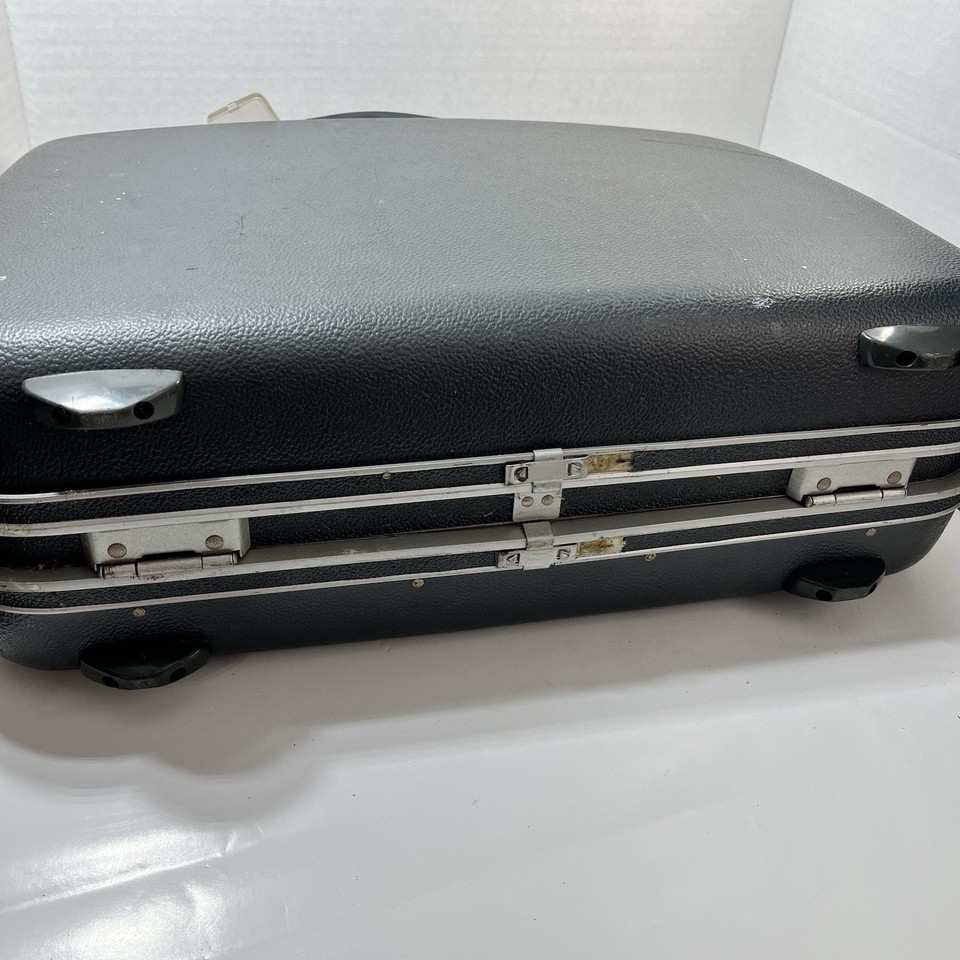 Vintage Samsonite Gray Hardshell Luggage Suitcase with Locks and Key ...