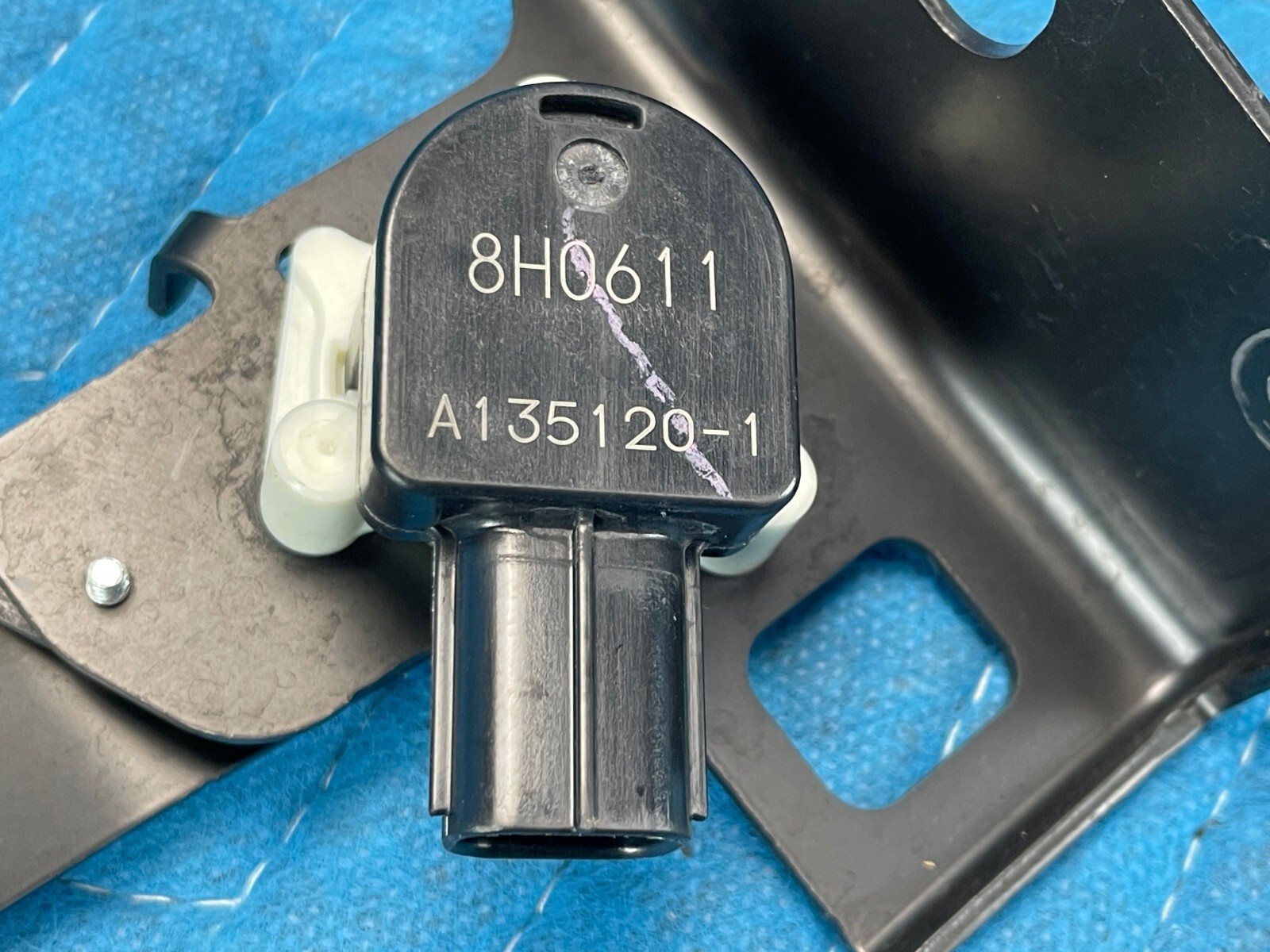 Lexus LS500 LS500h LC500 LC500h Rear Height Sensor Passenger Side 2018 ...