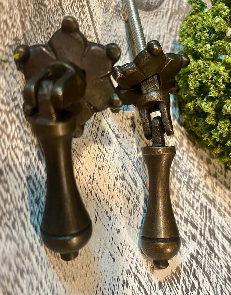 2 Antique Brass Drawer Pulls Handles Teardrop Tear Vintage Cabinet Door Knobs | eBay