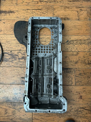 2001-2010 Chevy Silverado/GMC Sierra 6.6 LB7 LLY LBZ LMM Upper Oil Pan ...