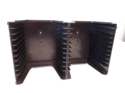 24 CD Hard Plastic Storage Rack Wall Mountable Vintage 20 single disk ...