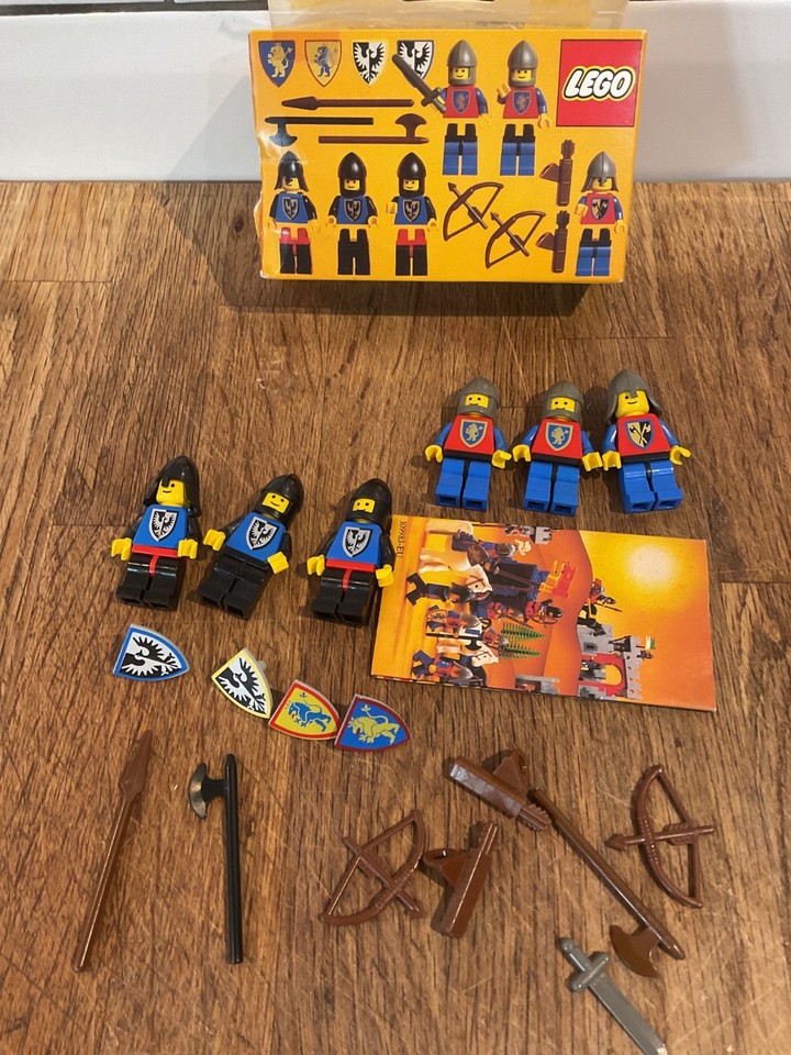 LEGO Castle: Very Rare Castle Mini Figures Set 6102. Boxed all mint ...