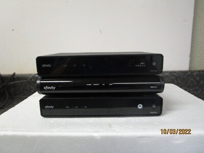 Qty (3) xfinity Set Top Boxes - (2) New Remotes (1) AC Adpater ...
