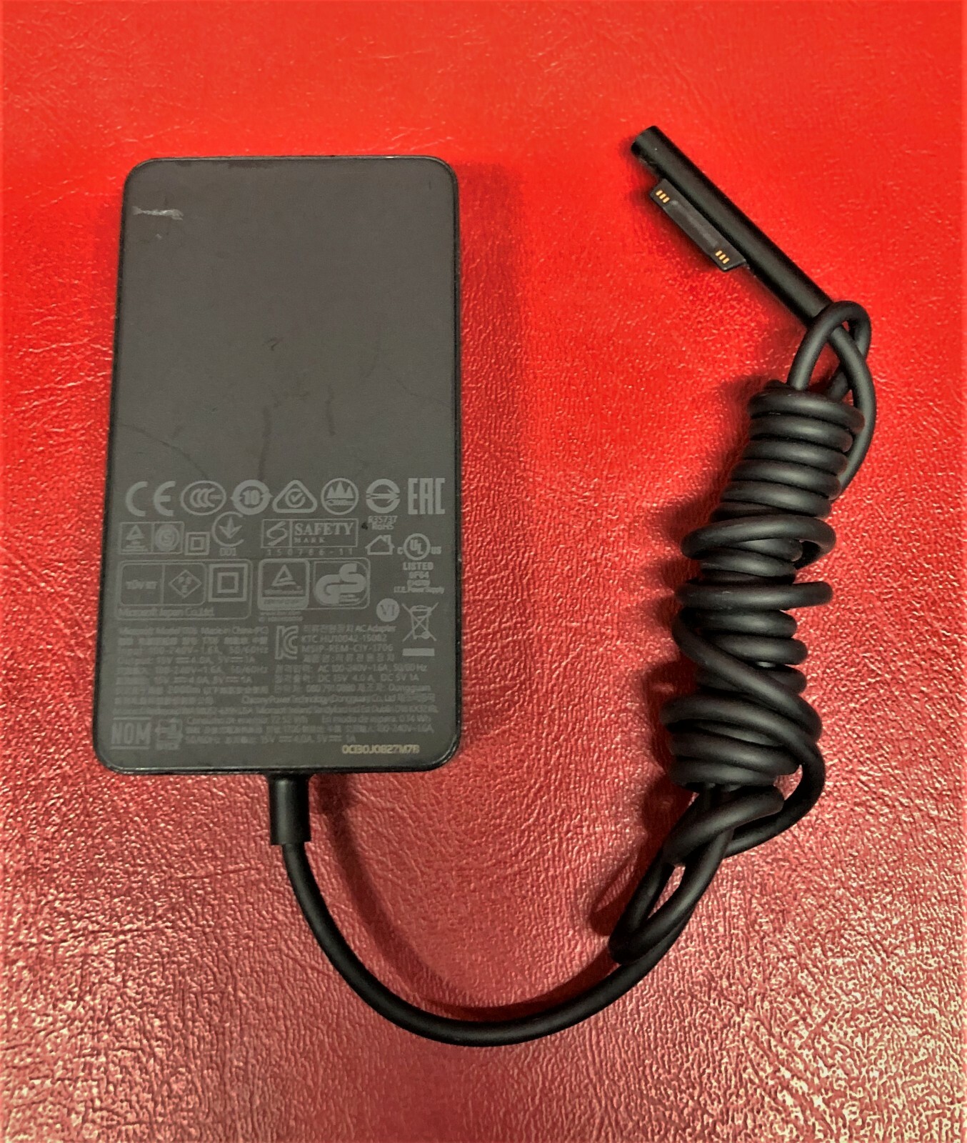 Microsoft Model 1706 65W Power Adapter for Surface Laptop / Pro / Book ...