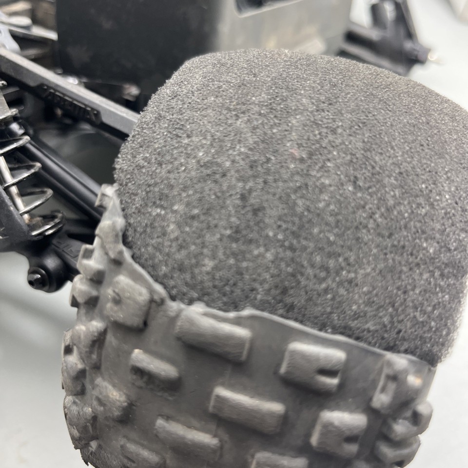 Arrma Senton 4x4 Parts Lot: Chassis, Tires, 4x Shocks a arms shock ...