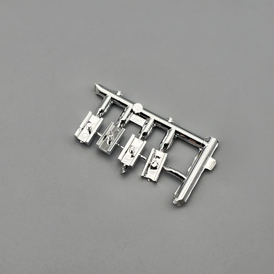 AMT 1/25 Fruehauf Plated Tanker Parts Kit Bash Chrome Side Lights | eBay