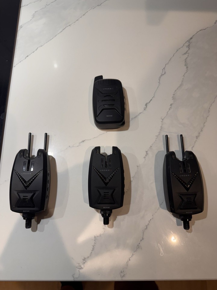 Sonik Vader X-Bite Alarms with Receiver for Carp and Catfish Fishing X2 ...