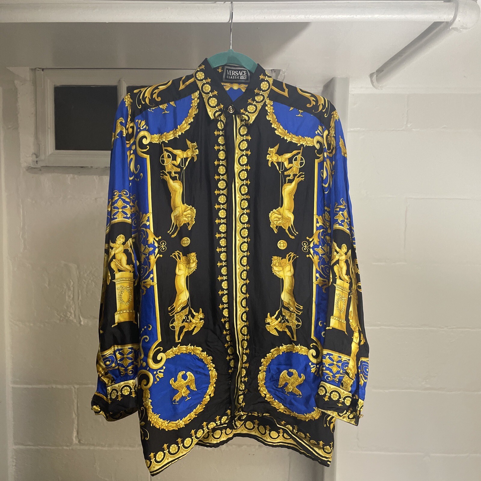 SO RARE Versace Classic V2 TUPAC 2PAC 100% SILK SHIRT… - Gem