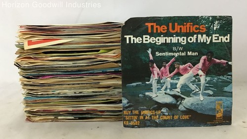 75Pc+ CCR, The Unifics, Mama Cass, Peter And Gordon, More 45RPM Records ...
