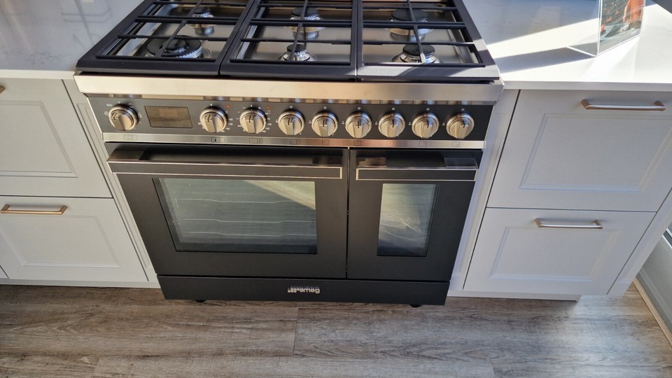 Smeg Portofino 90cm 6 Gas Burner/Elec Ovens , Range Cooker Anthracite ...