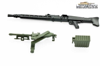 Bundeswehr MG3 mit Lafette und Gurtkasten aus Metall Panzer 1:16 ...