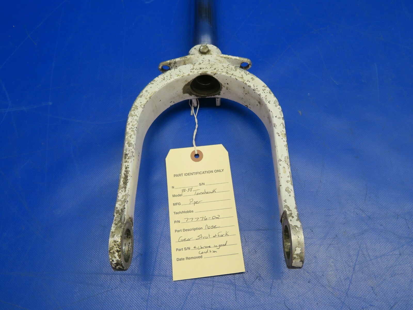 Piper PA-38 Tomahawk Nose Gear Strut & Fork P/N 61972-304 (0720-121) | eBay