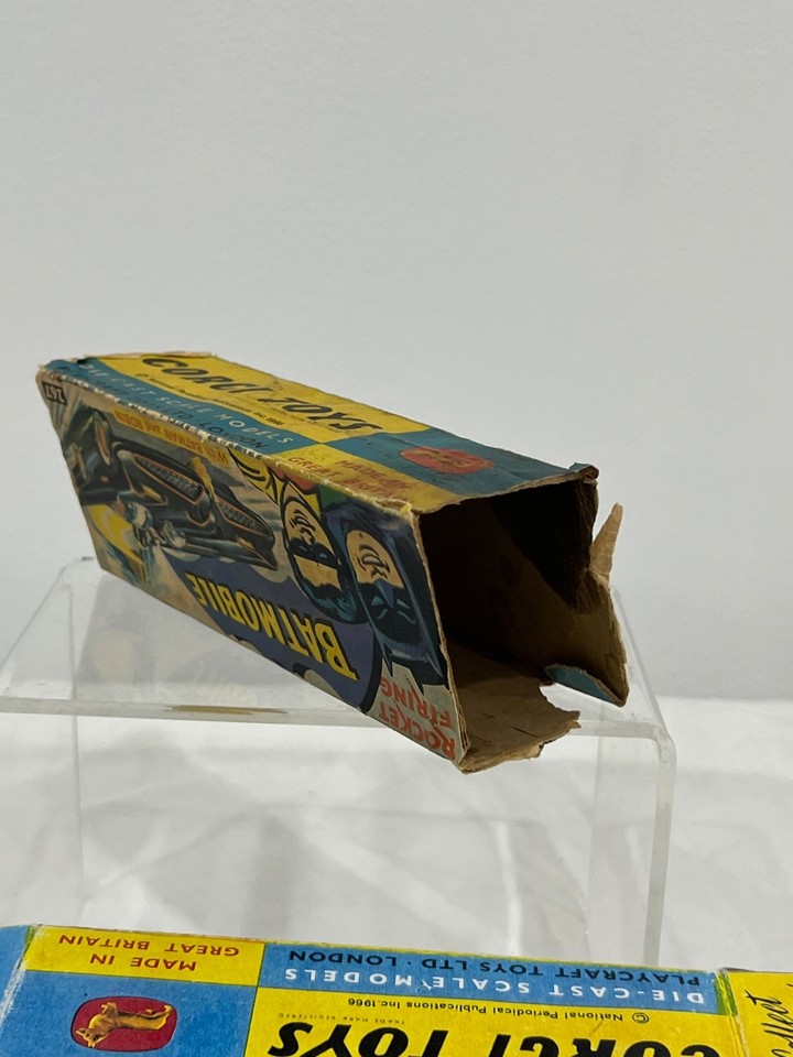 Vintage 1966 Corgi batmobile 267 near mint w/tow hook w/repro box ...