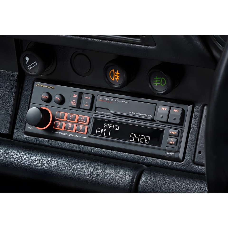 Pioneer SXT‑C10PS Retro Single DIN Car Stereo Bluetooth DAB+ USB AUX ...
