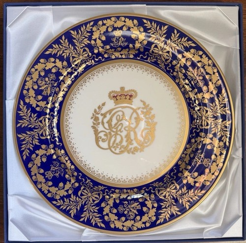 Royal Collection Bone China The King’s Plate #368 of Limited Edition Of ...