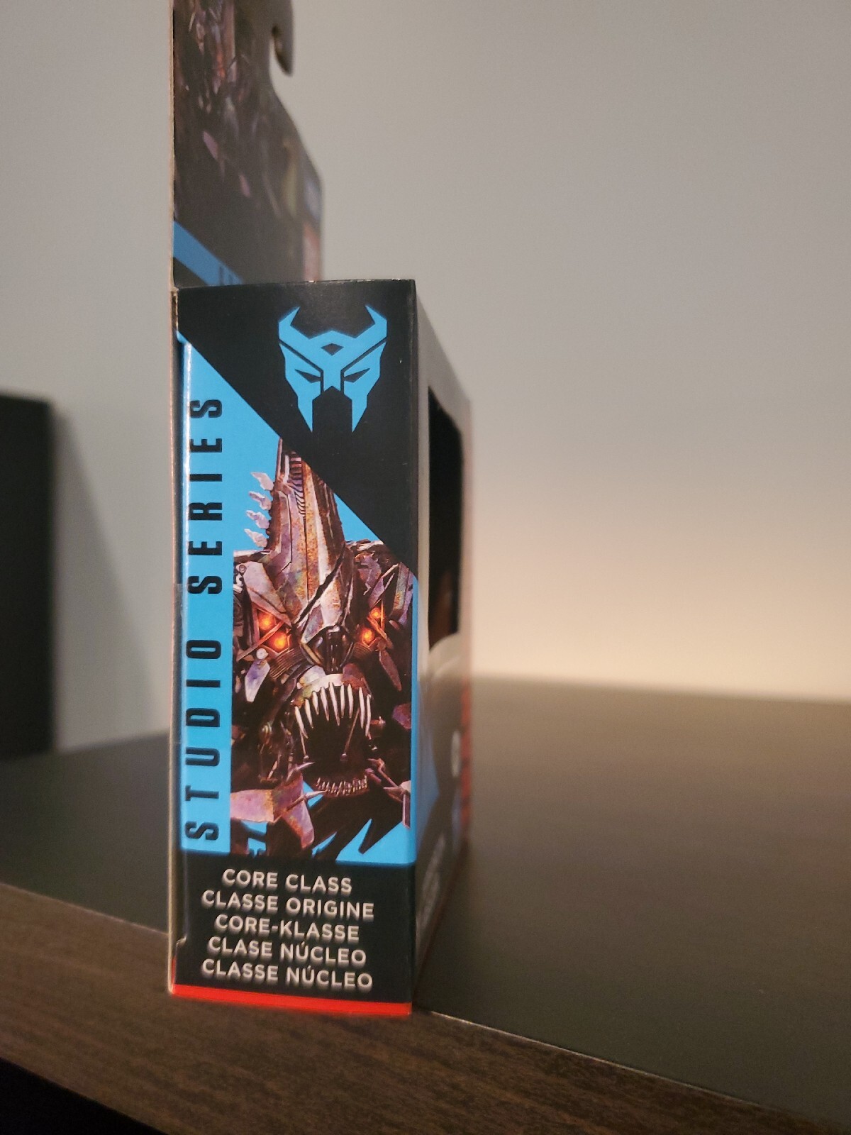 Hasbro Transformers Studio Series - Core Class Terrorcon Freezer Action ...