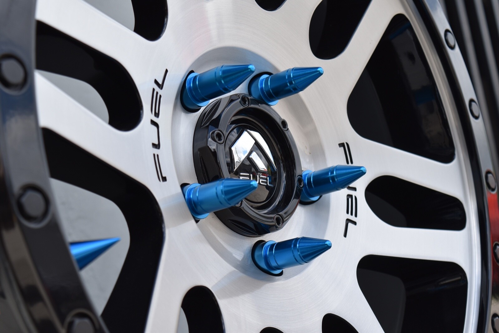 24 TRUE SPIKE 14X2.0 FORGED STEEL LUG NUTS BLACK APOLLO SPIKES FOR FORD ...