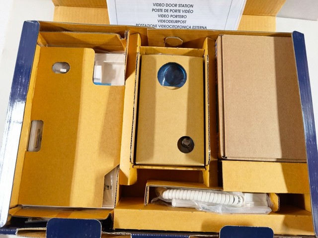 Aiphone JP Series Video Intercom System with 7" Touchscreen Handset and ...