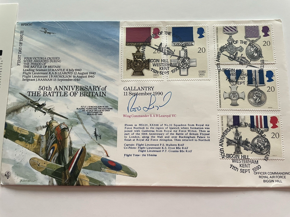 WING COMMANDER R A B LEAROYD VC SIGNED FLOWN COVER 50TH ANNIV BATTLE OF ...