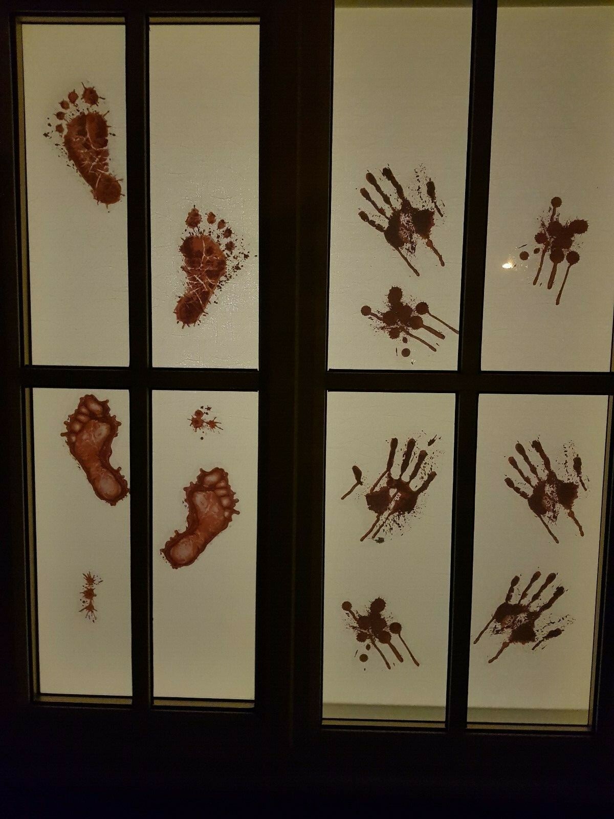 HALLOWEEN WINDOW STICKERS DECORATION SCARY BLOOD HAND PARTY BLOODY RED ...