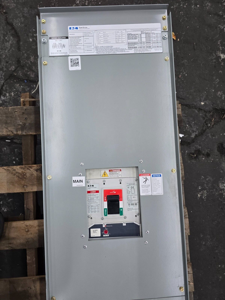 NEW EATON 600 AMP MAIN BREAKER PRL3A PANELBOARD INTERIOR W/ SURGE 480Y ...