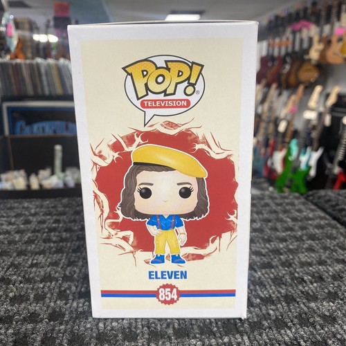 Funko Pop! Vinyl: Stranger Things - Eleven - Amazon (Exclusive) #854 ...