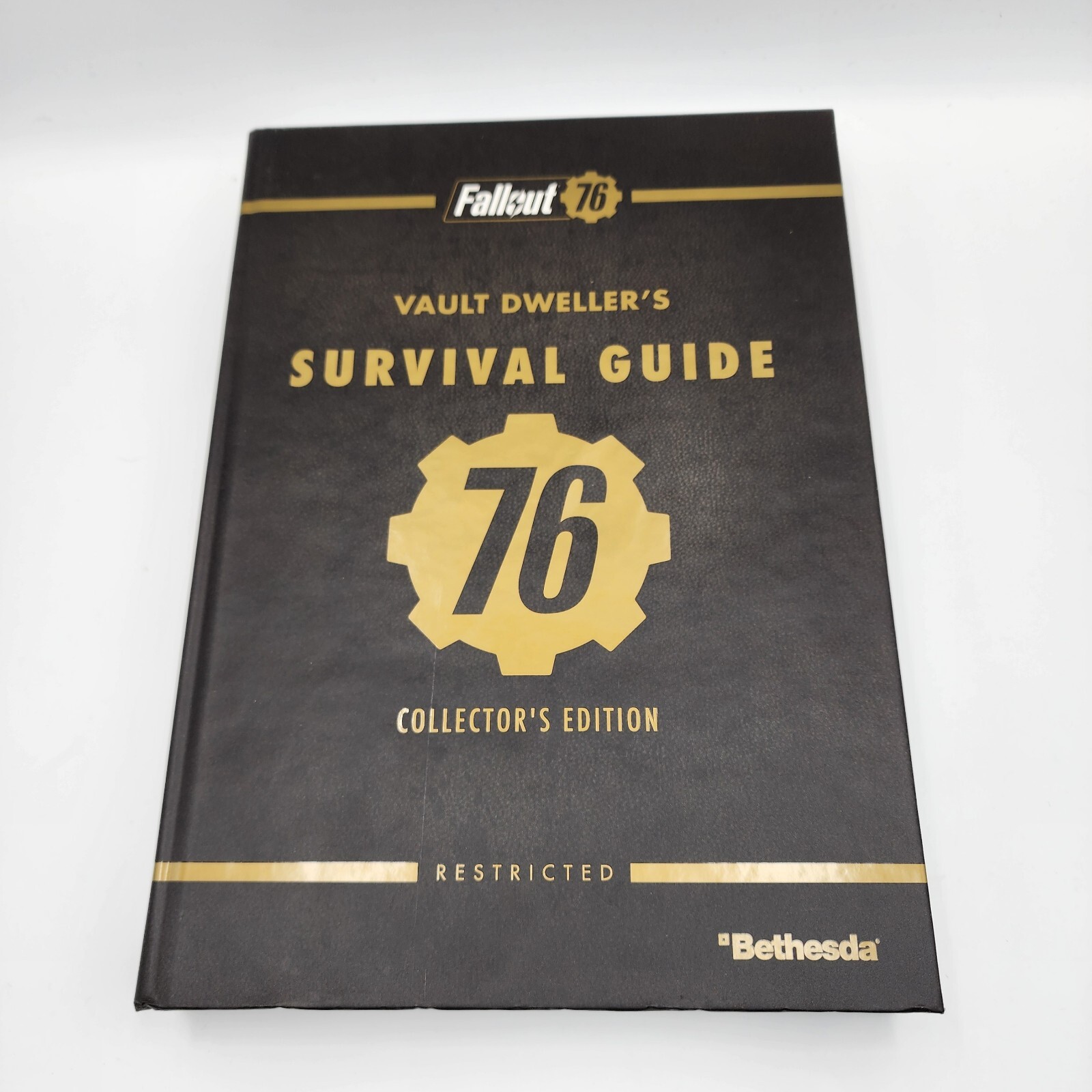 Fallout 76 Collector's Edition Strategy Guide - Poster & Digital Guide ...