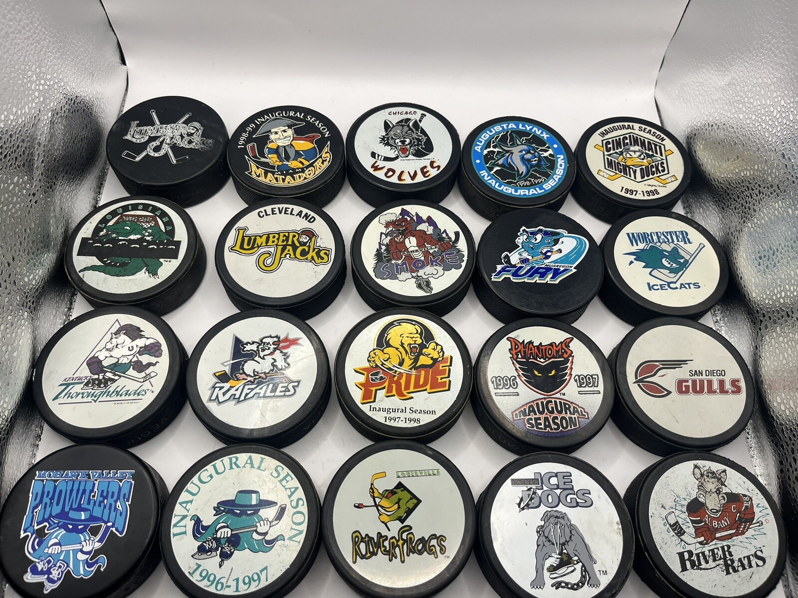 Lot Of 20 Minor League Hockey Pucks IHL ECHL UHL AHL | eBay