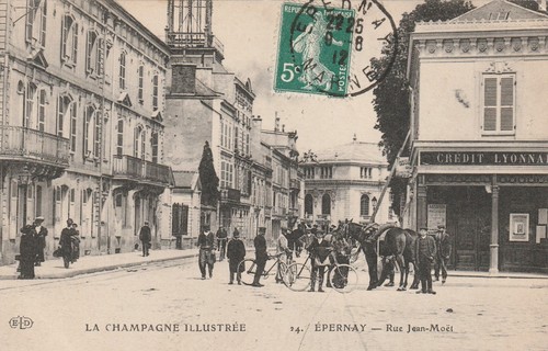 CPA 51 EPERNAY Rue Jean Moet | eBay