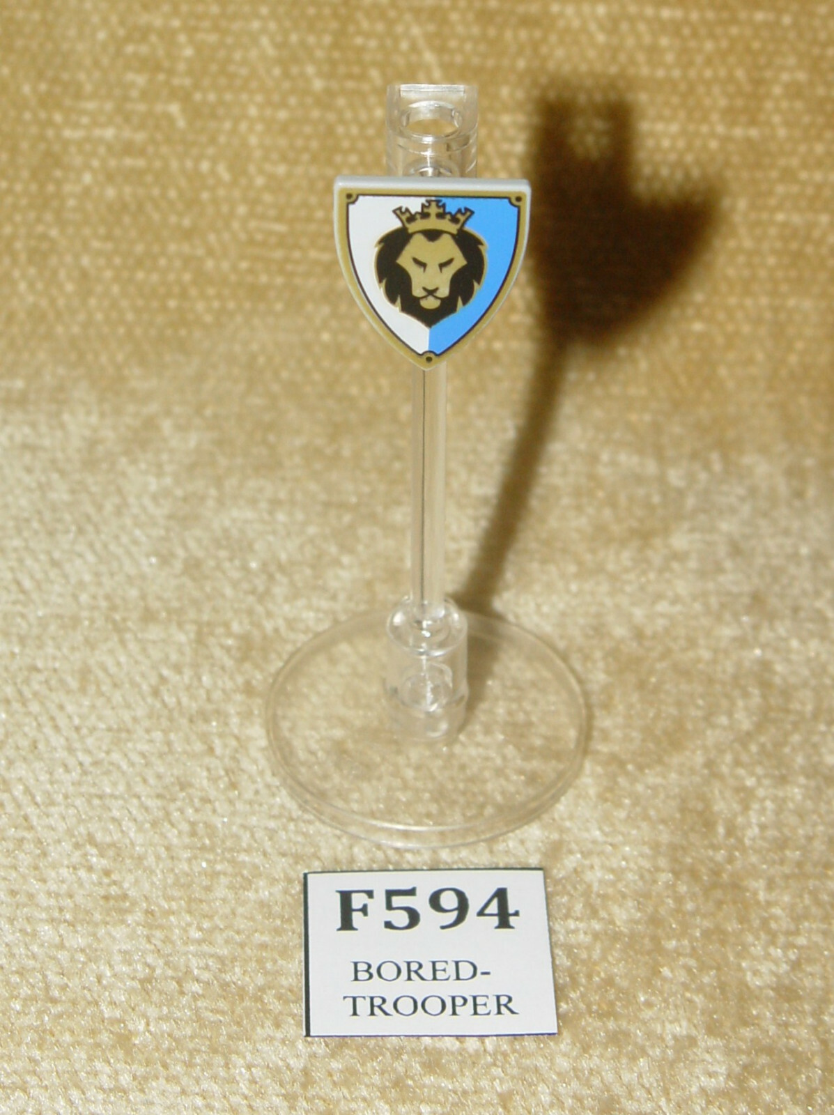 LEGO Minifig, SHIELD ~ CHOOSE YOUR OWN ~ Knights/Forestmen/Islanders ...